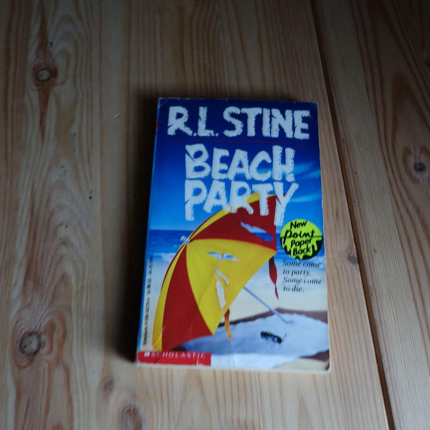 Beach Party (Point Horror Series): Stine, R. L.: 9780590432788: Amazon ...