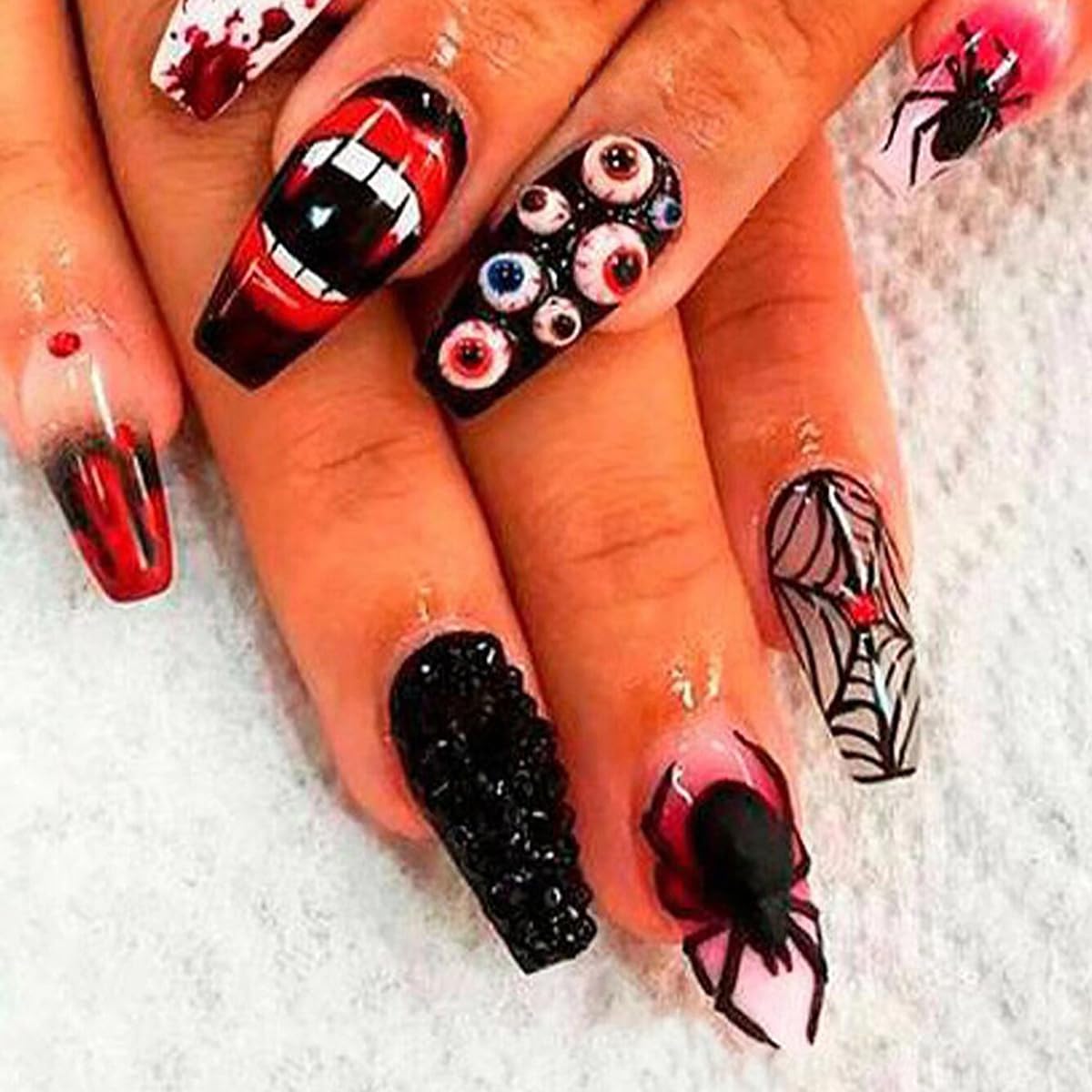 Amazon.com: 24Pcs Halloween Black Press on Nails Medium Length Coffin ...