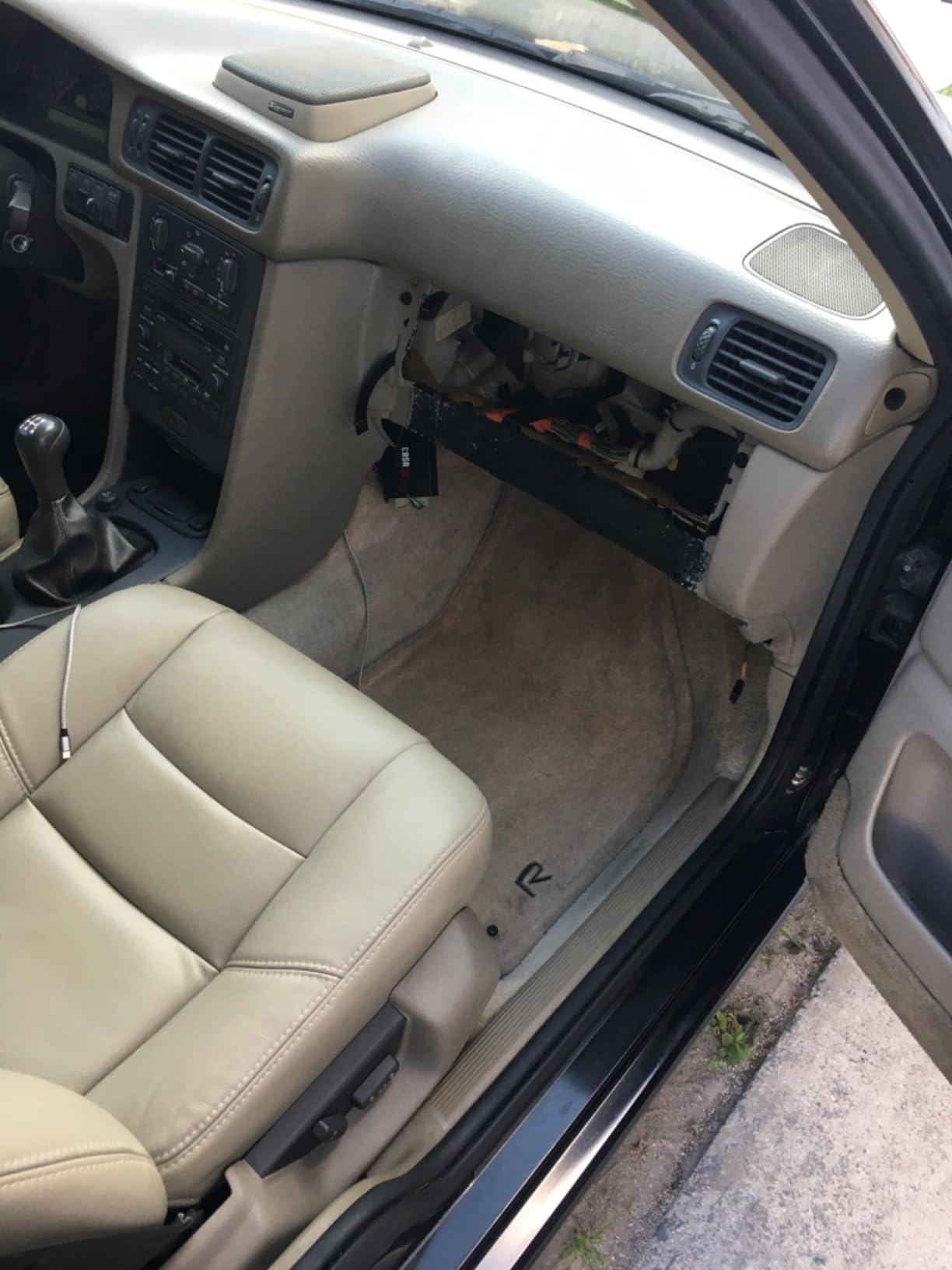 Amazon.com: TOPAZ 9171429 A/C Blower Motor for Volvo V70 S70 98-00 C70 ...