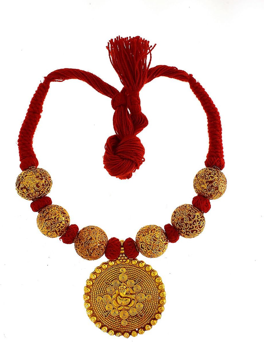 Amazon.com: Anuradha Art Golden Finish Red Colour Geru Polish Style ...