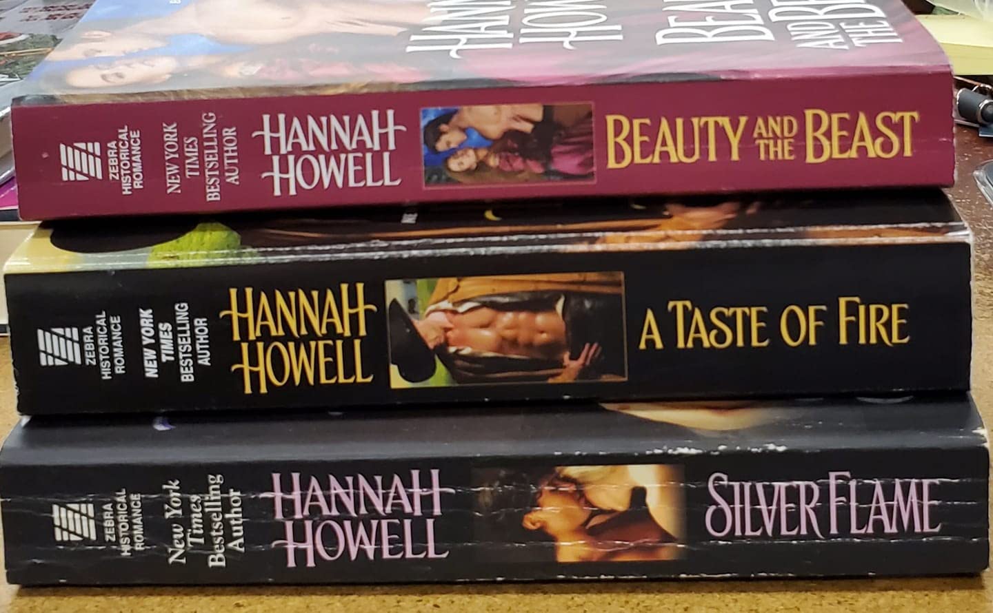 Hannah Howell: 3 Book Set: Softcover: Silver Flame: Beauty and the ...
