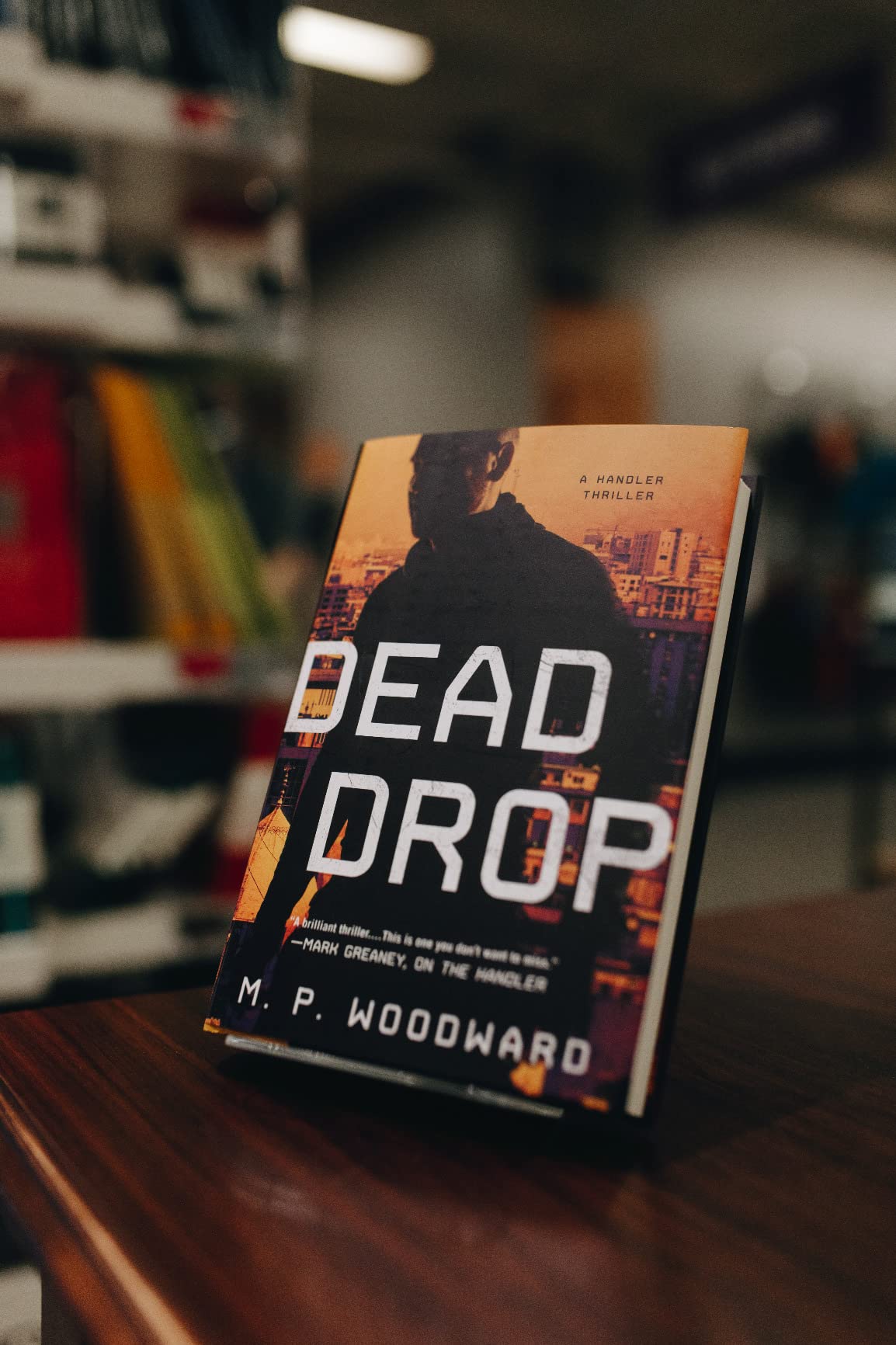 Dead Drop (Handler Thriller, A): Woodward, M.P.: 9780593441664: Amazon ...
