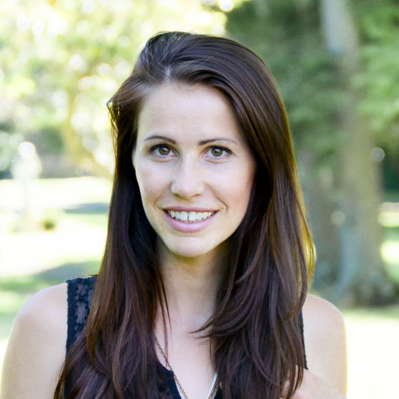 Amazon.com: Sara Estabrooks: books, biography, latest update