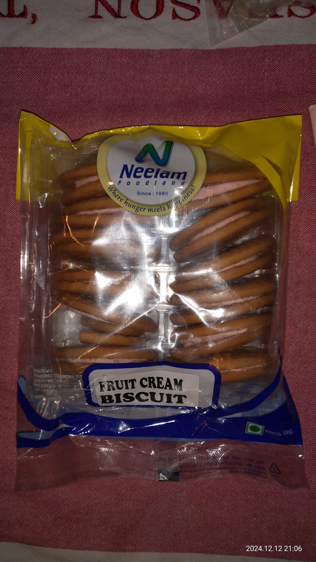 Neelam Foodland Special Fruit Cream Biscuit 120G : Amazon.in: Grocery ...