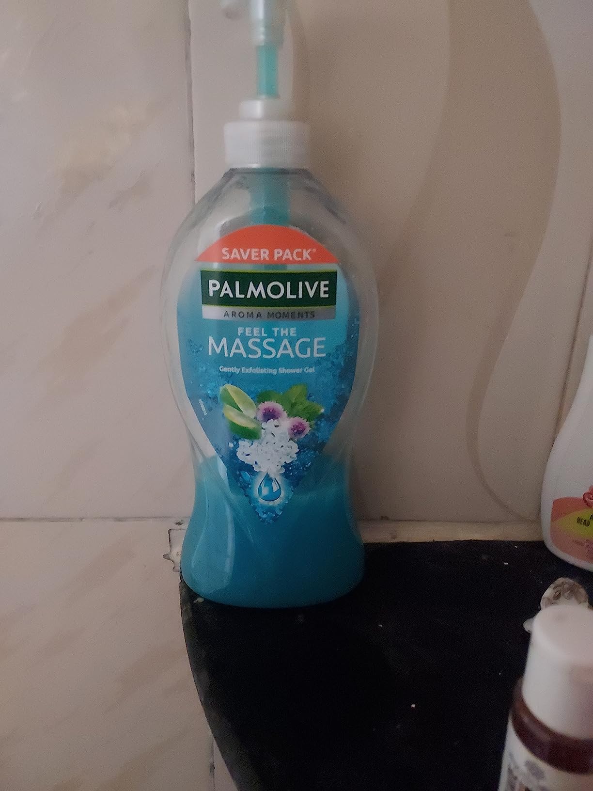 Palmolive Feel The Massage Body Wash, 750ml Pump Bottle, Body Scrub ...