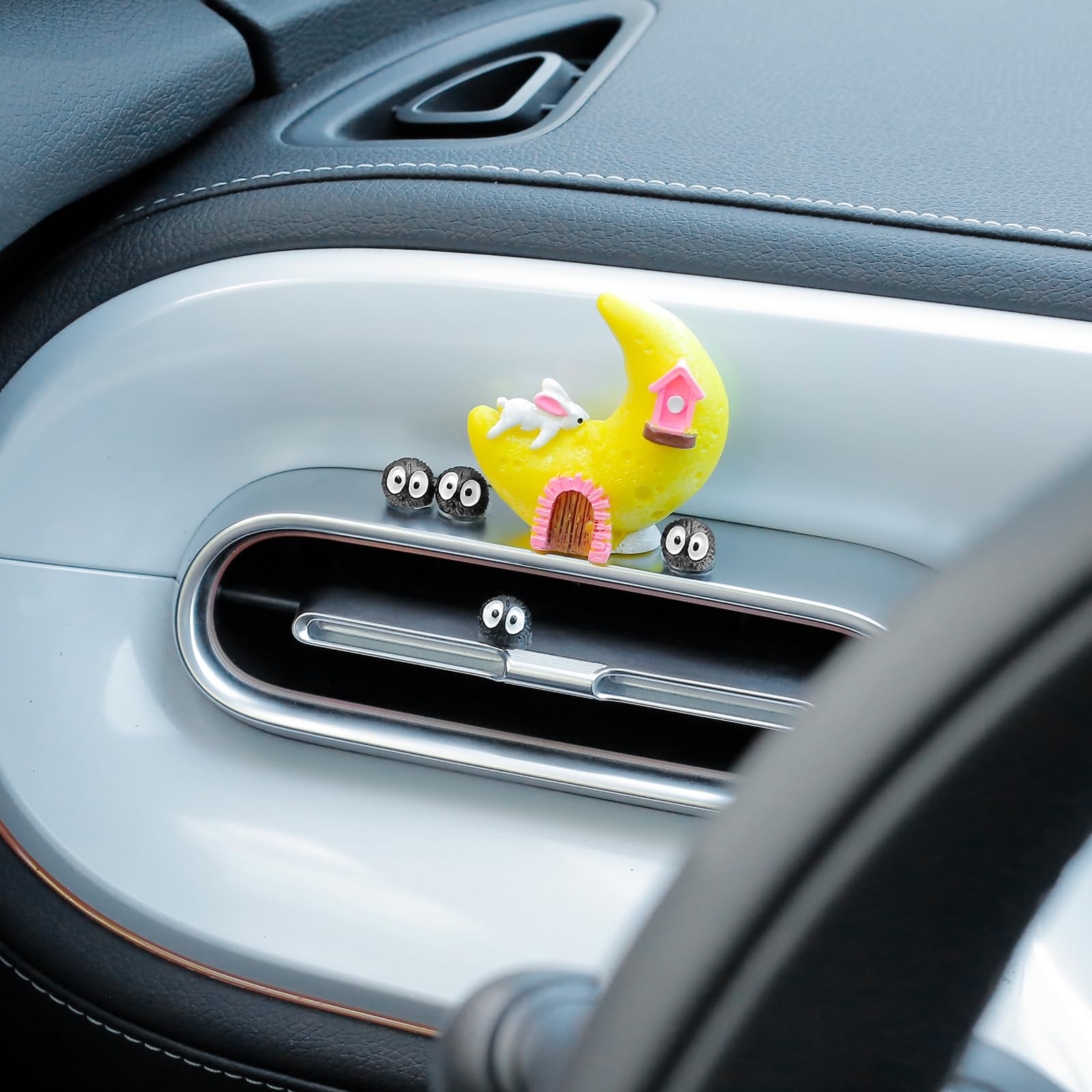 Snapklik.com : YGMONER Soot Sprites Tangerine Car Interior Rear View ...