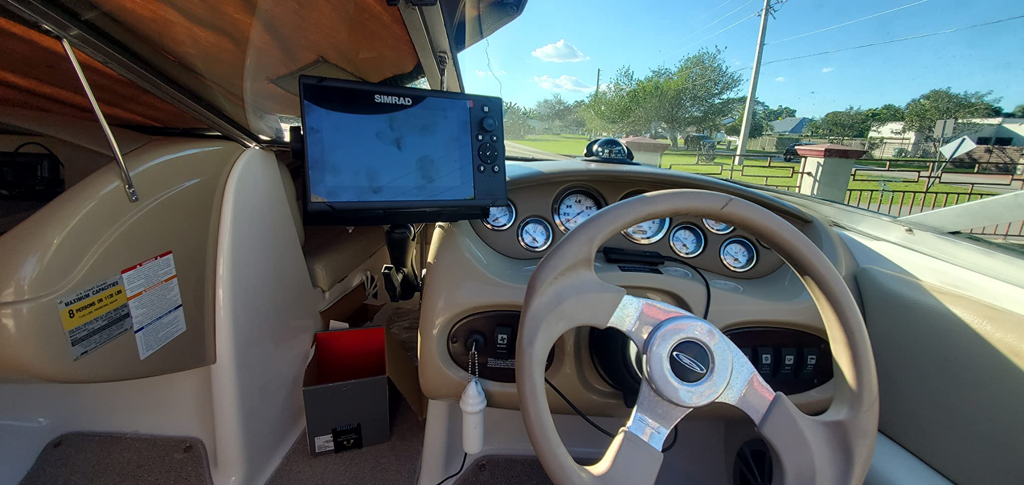 $42/mo - Finance Simrad Cruise 7-7-inch GPS Chartplotter with 83/200 ...