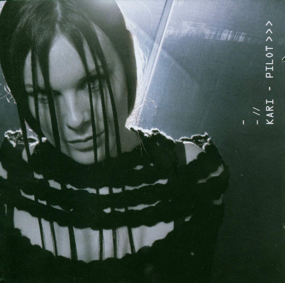 Pilot: Kari: Amazon.in: Music}