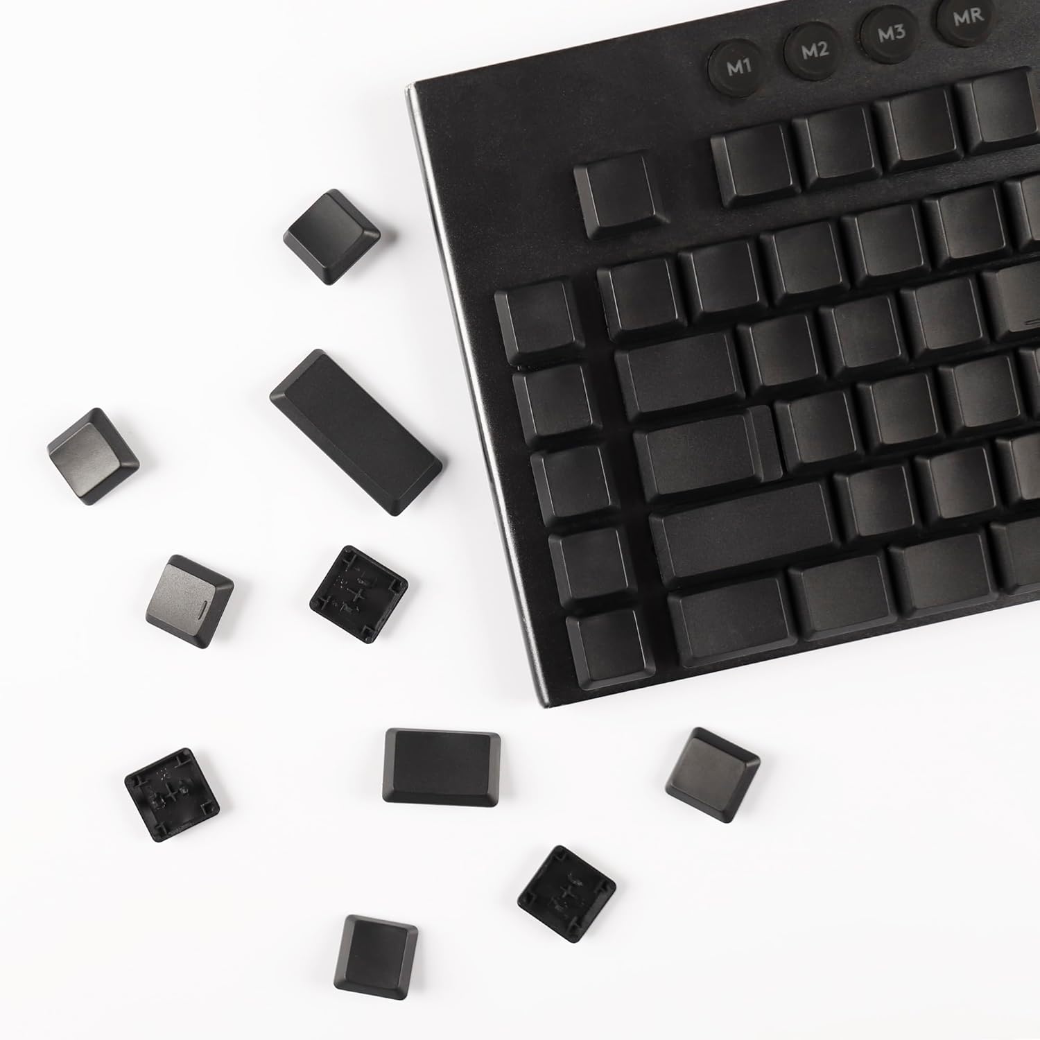 Amazon.com: YMDK Fearless Contract Striker 111 Keys keycaps Blank Low ...