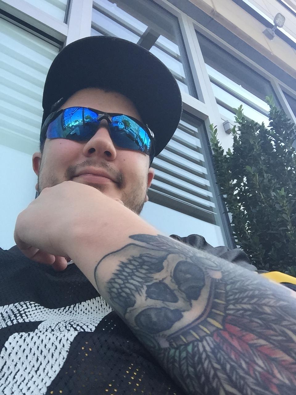 Amazon.com: Jonathan Miles Berkland: books, biography, latest update