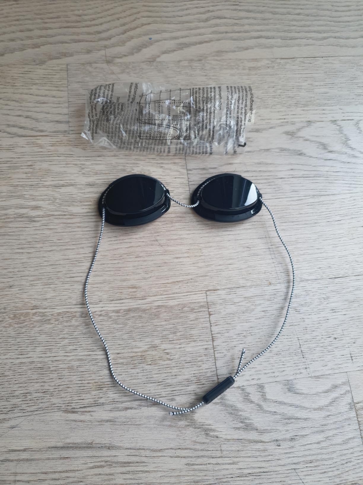 MEDlight Premium LED and UV protection goggles for reliable eye ...