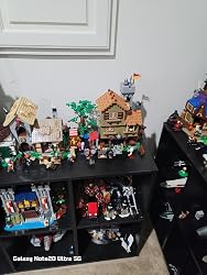 Amazon.com: LEGO Icons Medieval Town Square Build and Display Model ...