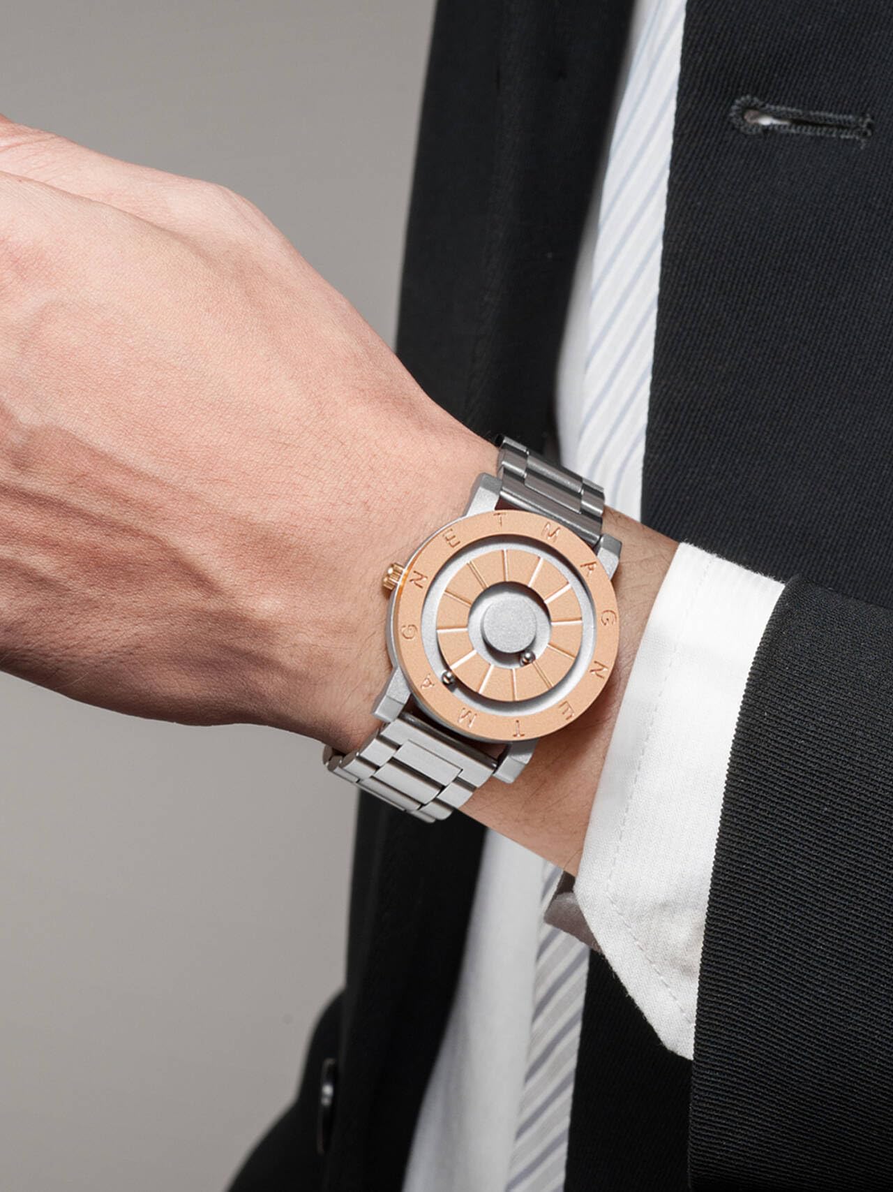 Snapklik.com : Magnetic Watches For Men Unique Analog Watch 40mm Quartz ...