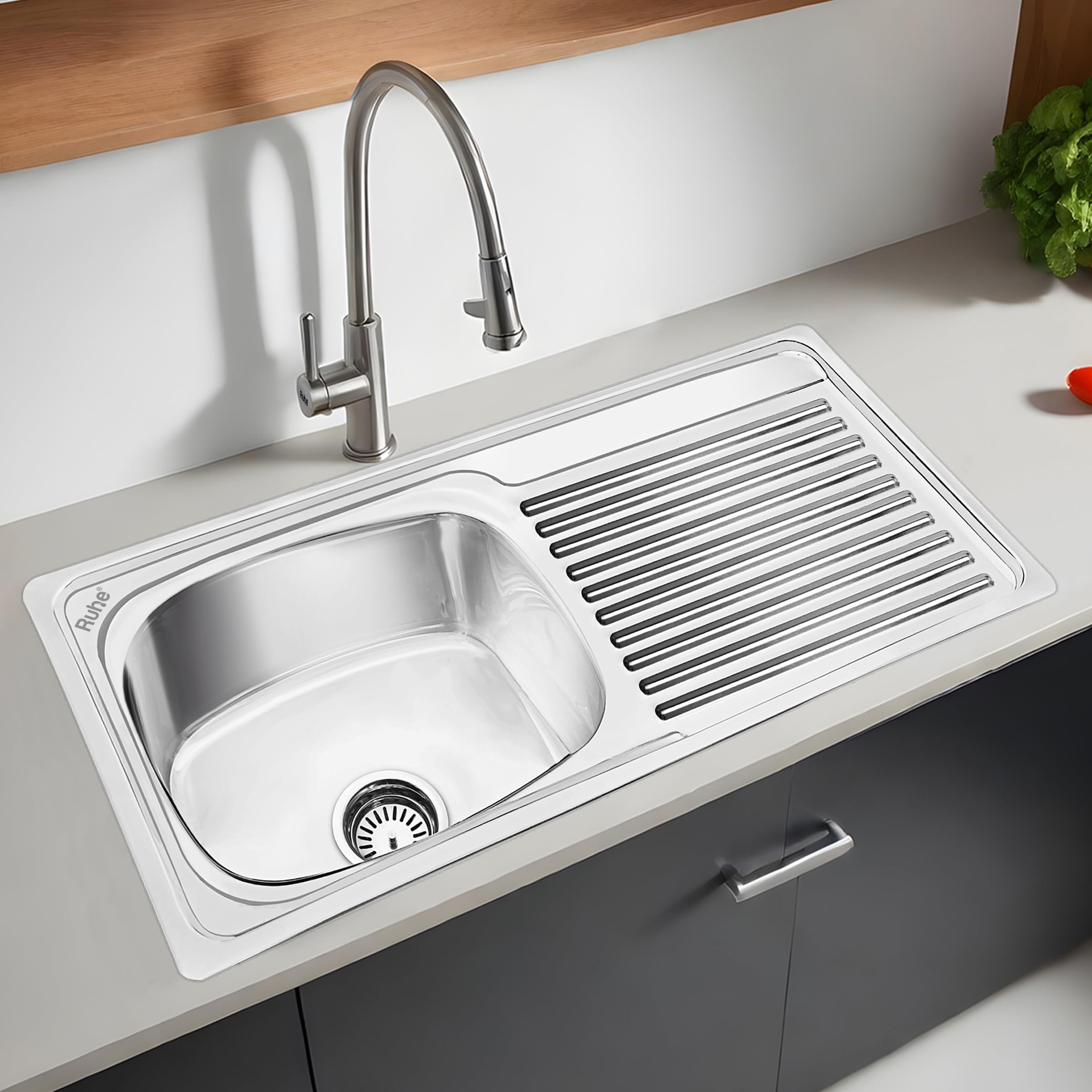 CROCODILE 304 Grade Stainless Steel Single Bowl Kitchen Sink with ...