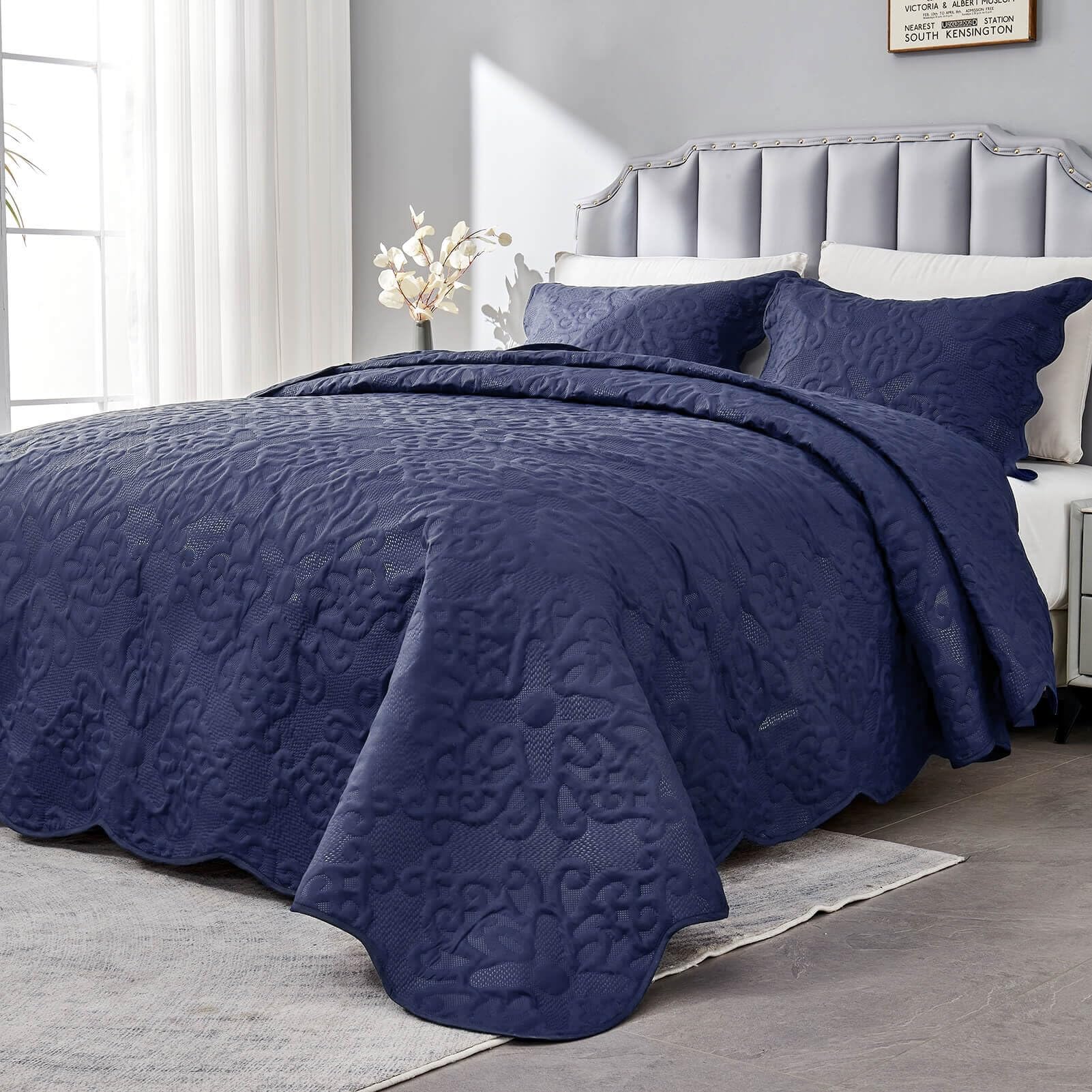 Amazon.com: Oversized King Bedspreads 128x120 Extra Wide Quilt for Tall ...