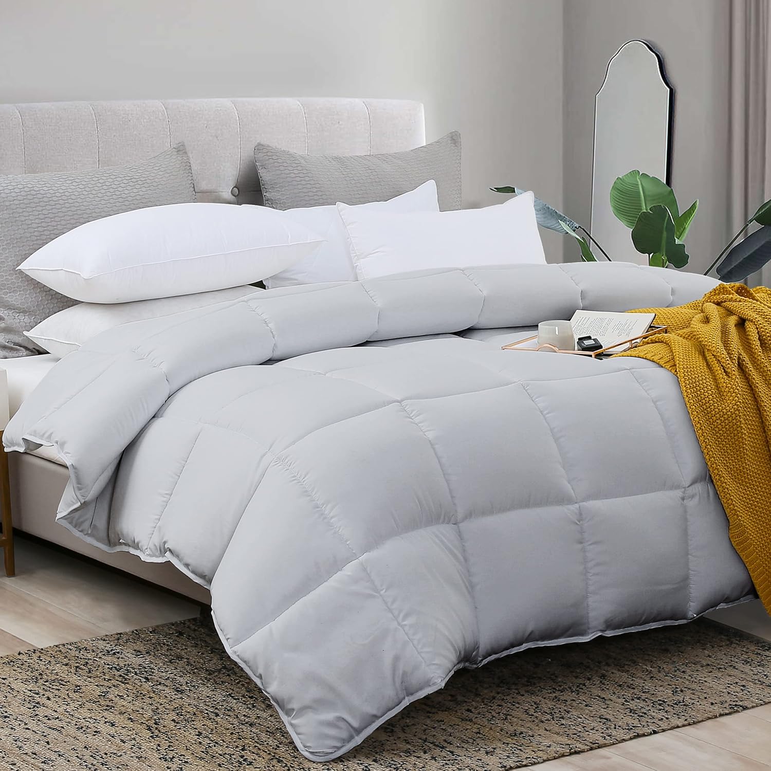 Amazon.com: L LOVSOUL Down Alternative Queen Comforter Duvet Insert,All ...