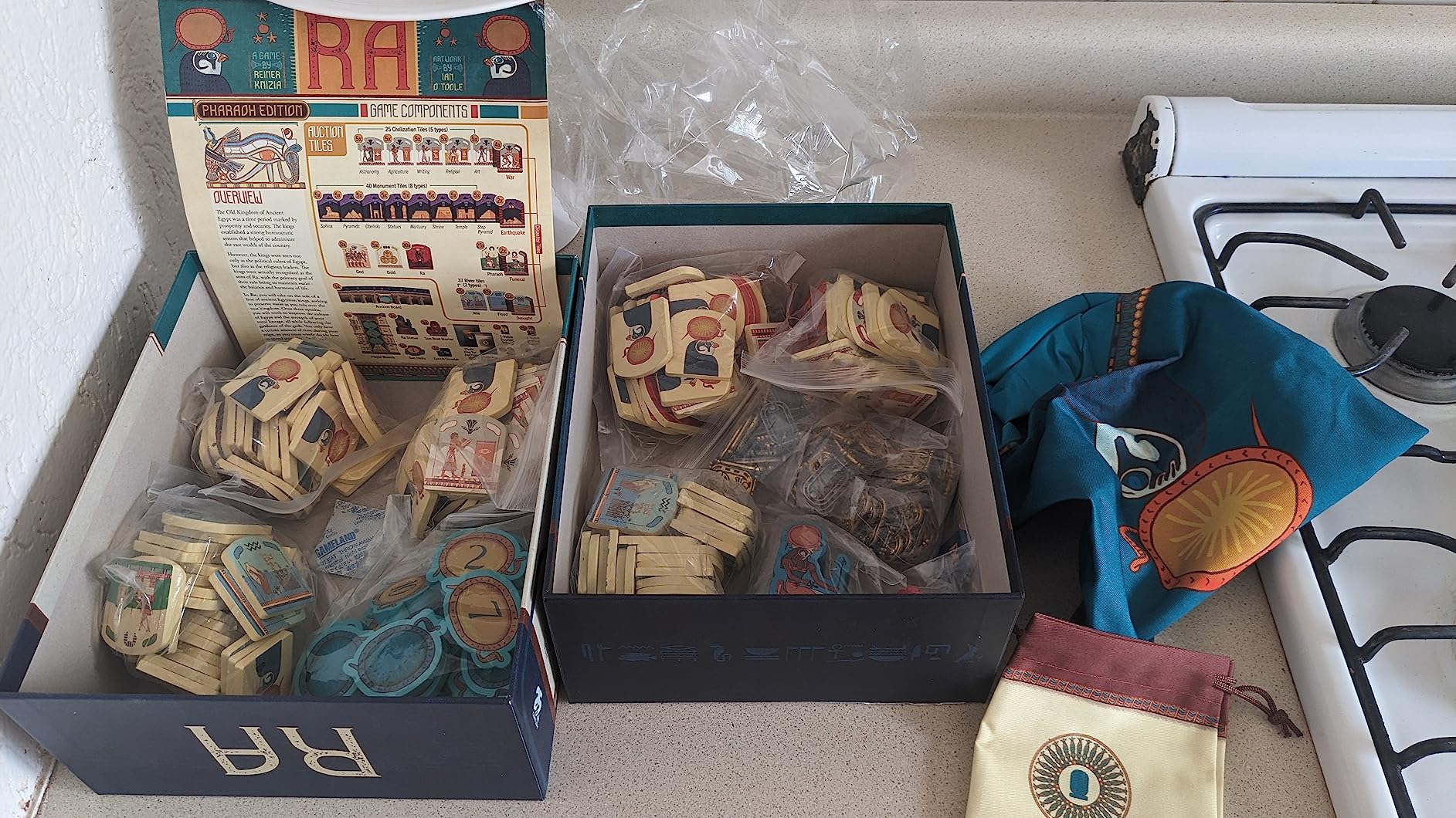 Amazon.com: Ra Board Game Deluxe Edition - Pharoah Edition - 25th ...