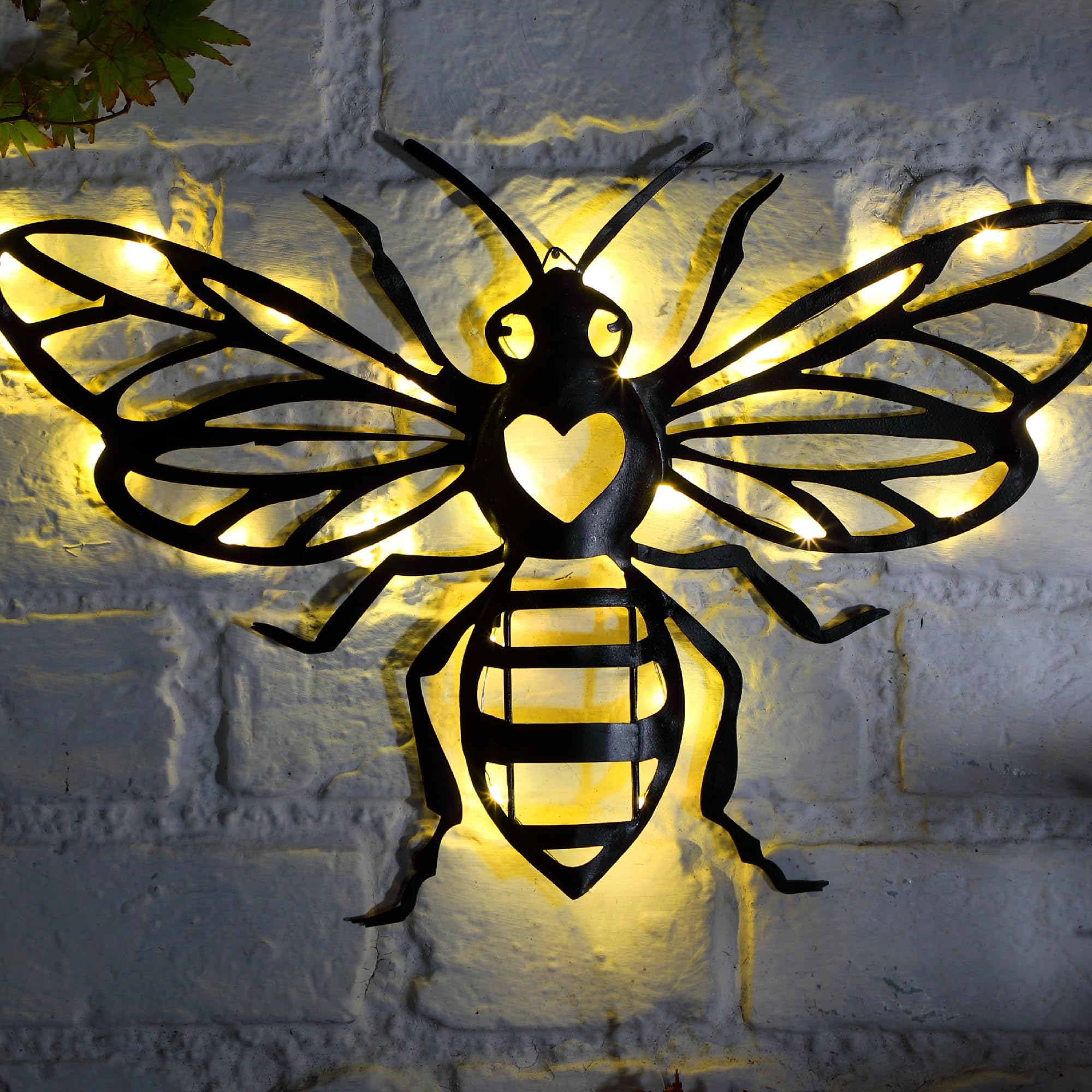 Noma Solar Metal Honey Bee LED Garden Plaque (Pack of 1) – BigaMart
