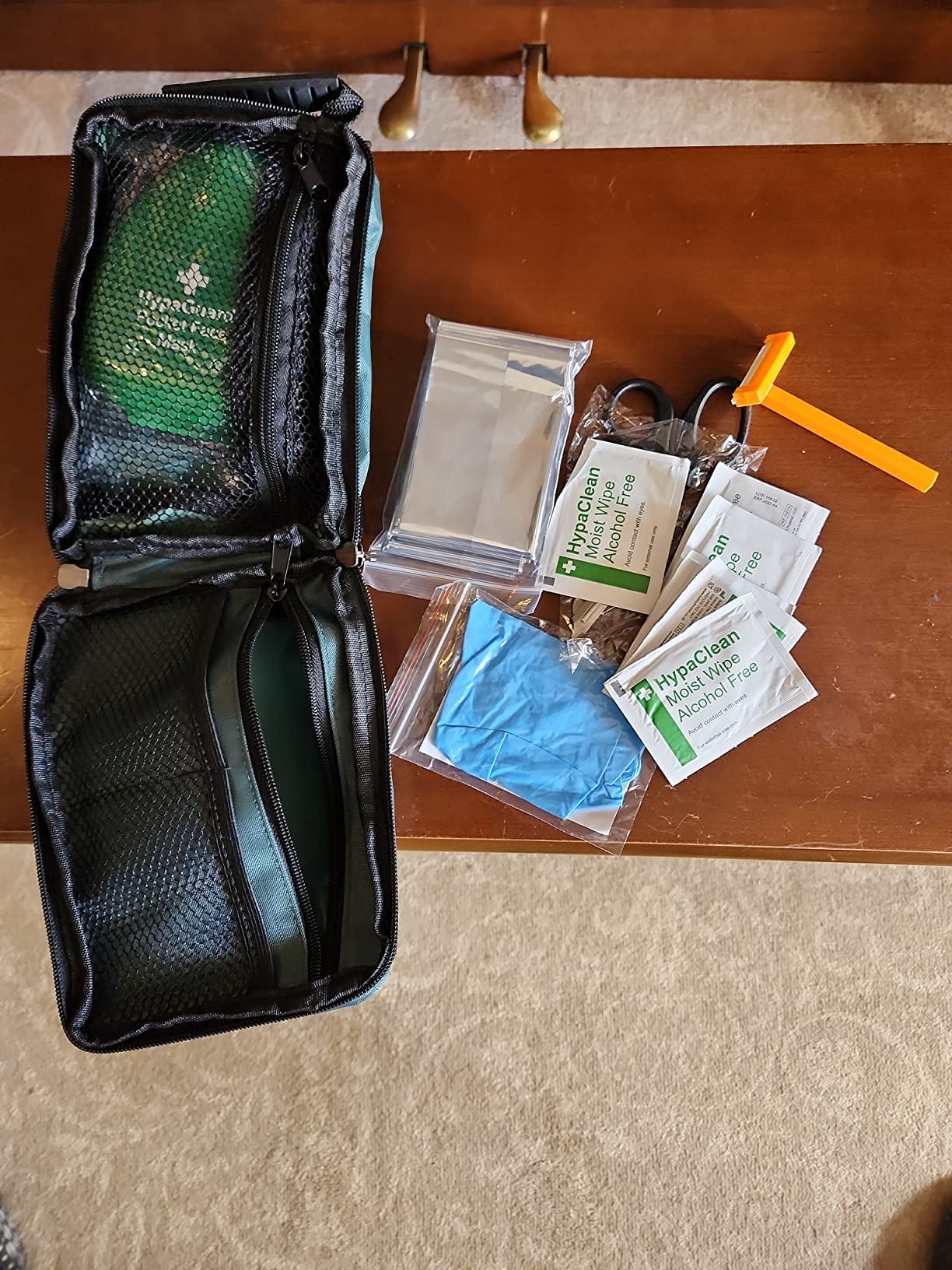 Safety First Aid Group Group AED Responder Kit in Portable Zip Bag ...