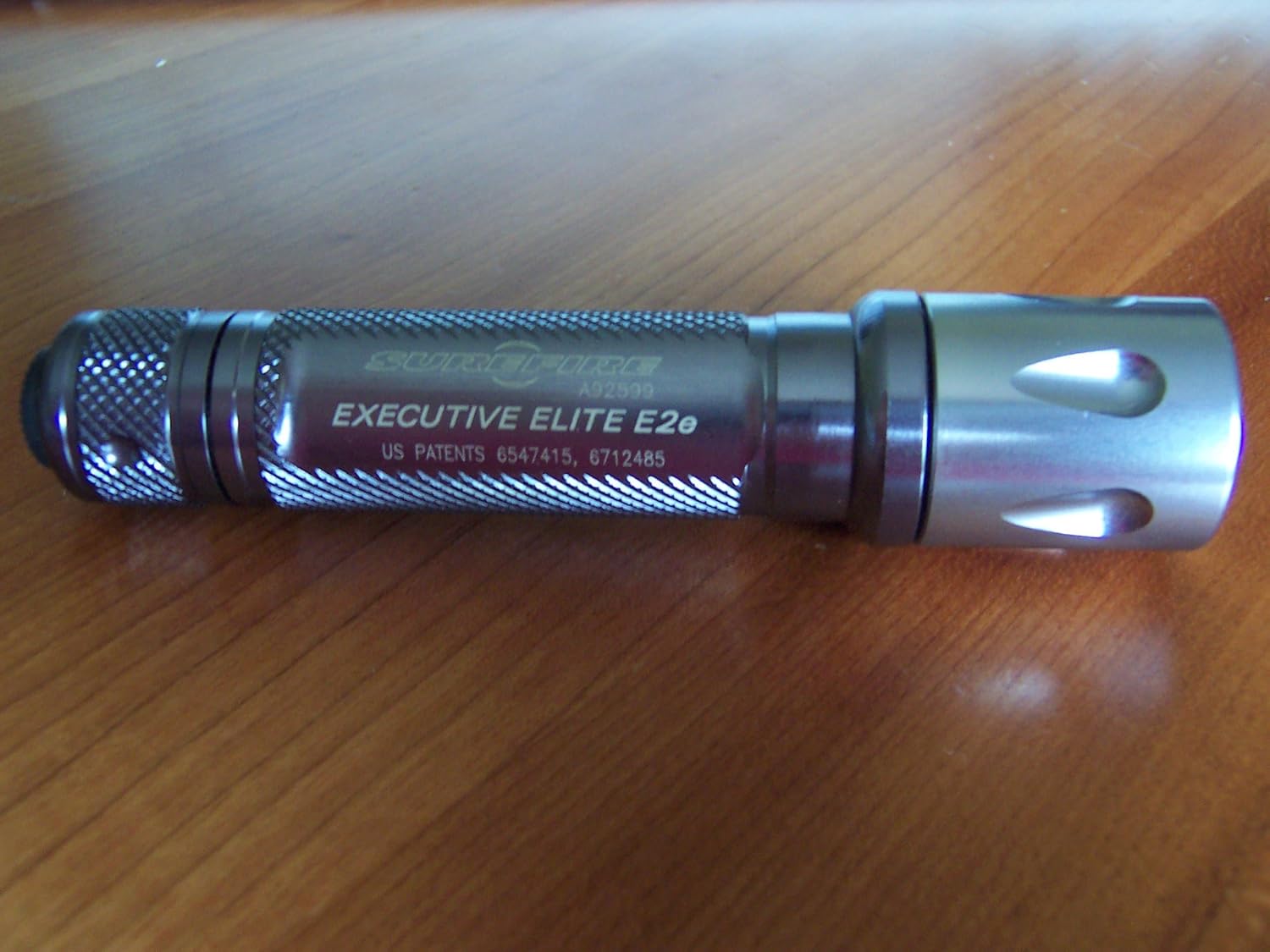 SureFire E2E High-Output Executive Elite Flashlight 60 Lumen : Amazon.de: Baumarkt