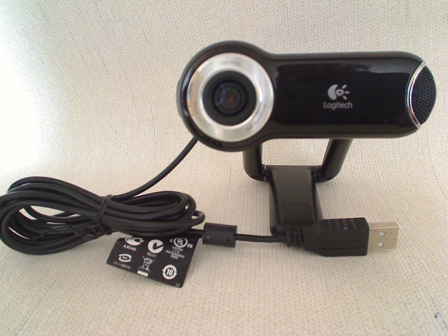 Logitech QuickCam Pro 9000 Webcam : Amazon.fr: Informatique
