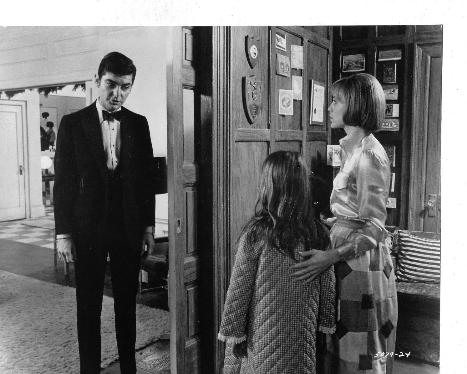 Carrie Snodgrass Original 7x9 photo G1819 at Amazon's Entertainment ...