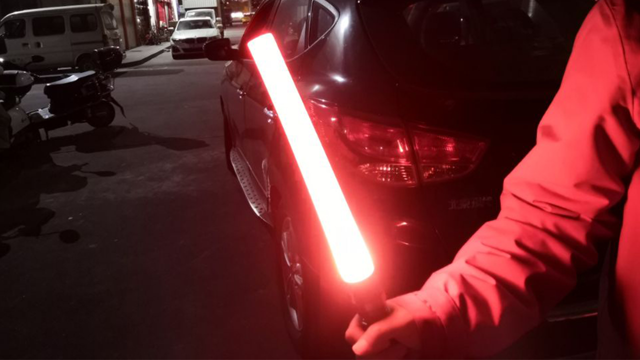 Watch Traffic Safety Flashlight Wand For Traffic Control on Amazon Live