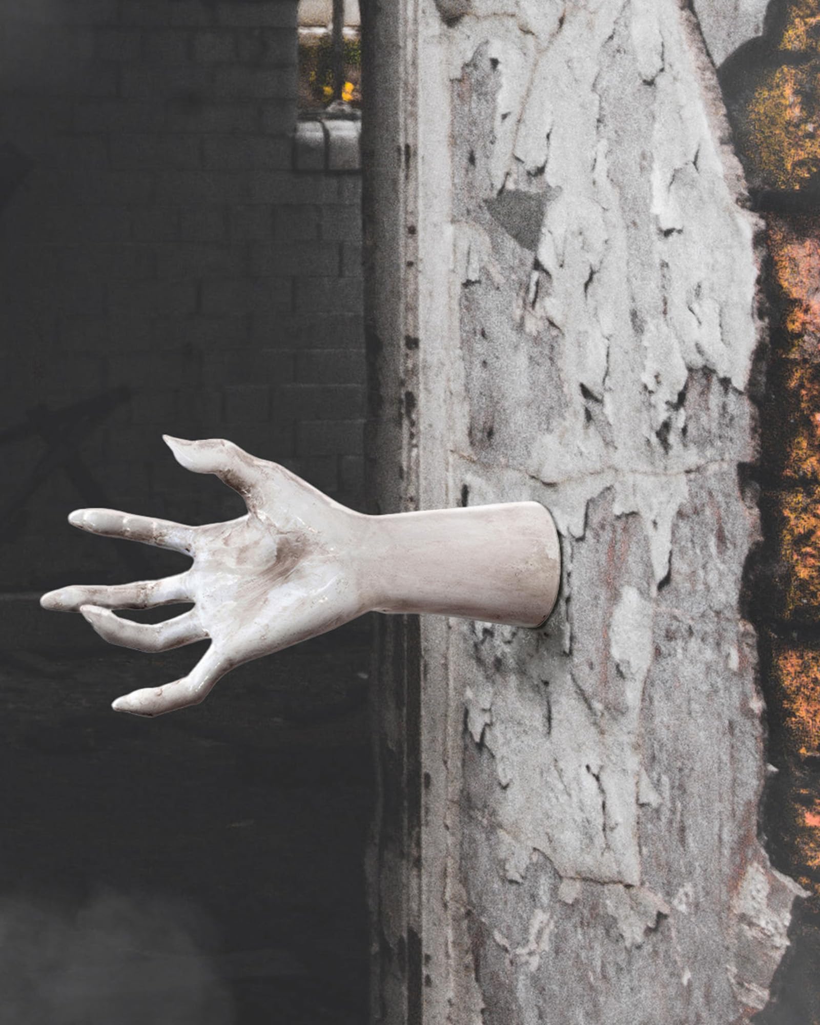 DN DECONATION Halloween Wall Mounted Creepy Reaching Hands, Resin Life ...