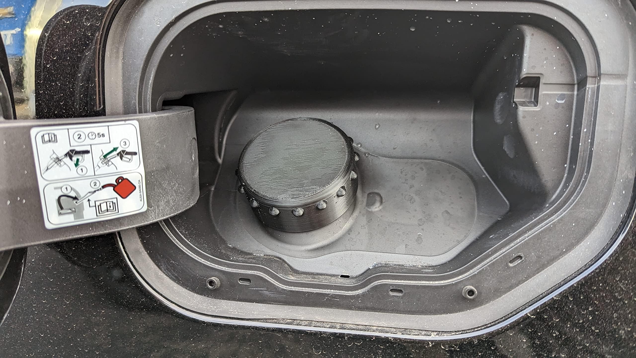 Amazon.com: Ford Genuine 8U5Z-9C268-B Fuel Filler Plug : Automotive