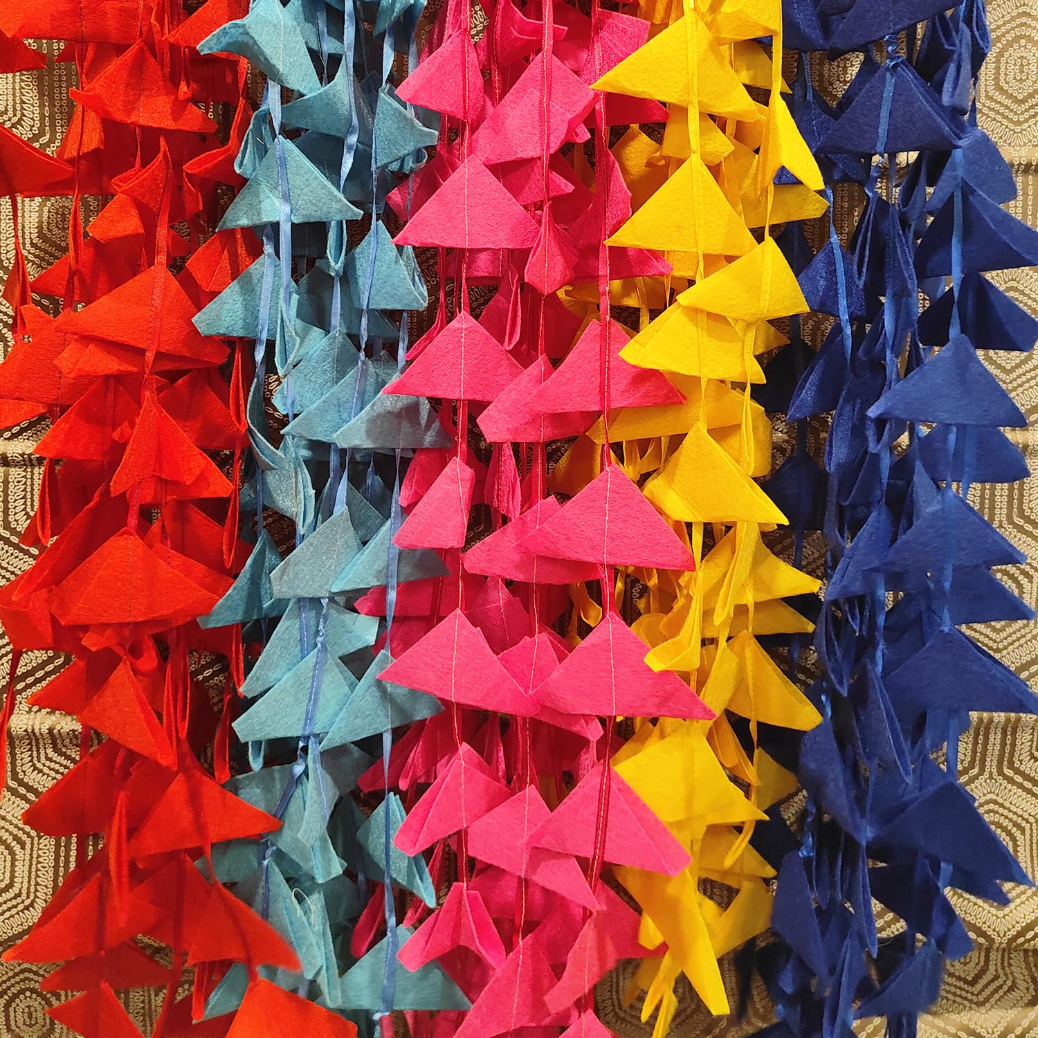 Gilehri Triangle Hangings for Decoration (12Pcs) | Mehendi Items for ...