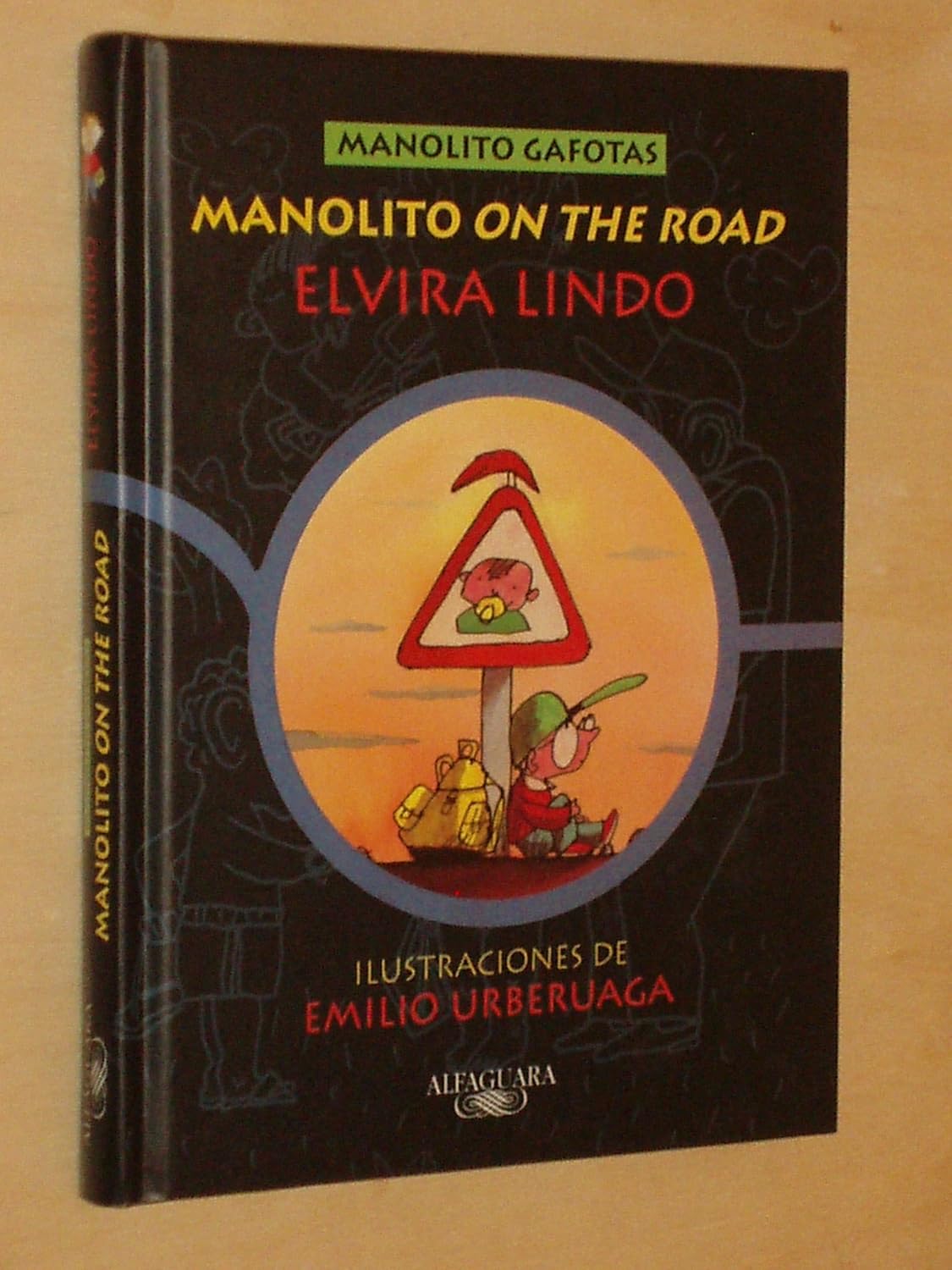 Amazon.com: Manolito Gafotas (Spanish Edition): 9788420458540: Lindo ...