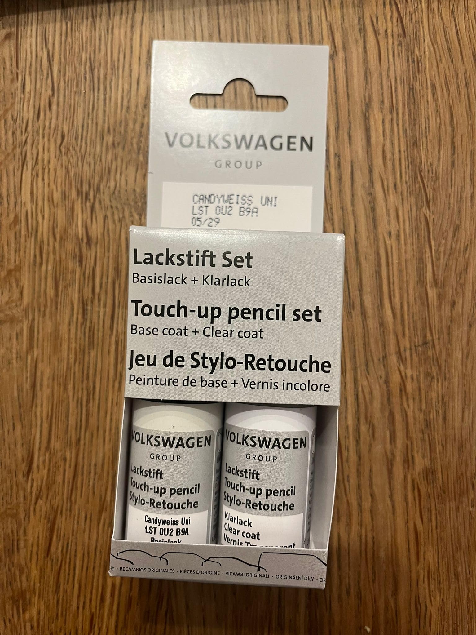 Volkswagen Touch-Up Paint Reflex Silver LA7W/A7W/8E : Amazon.co.uk ...