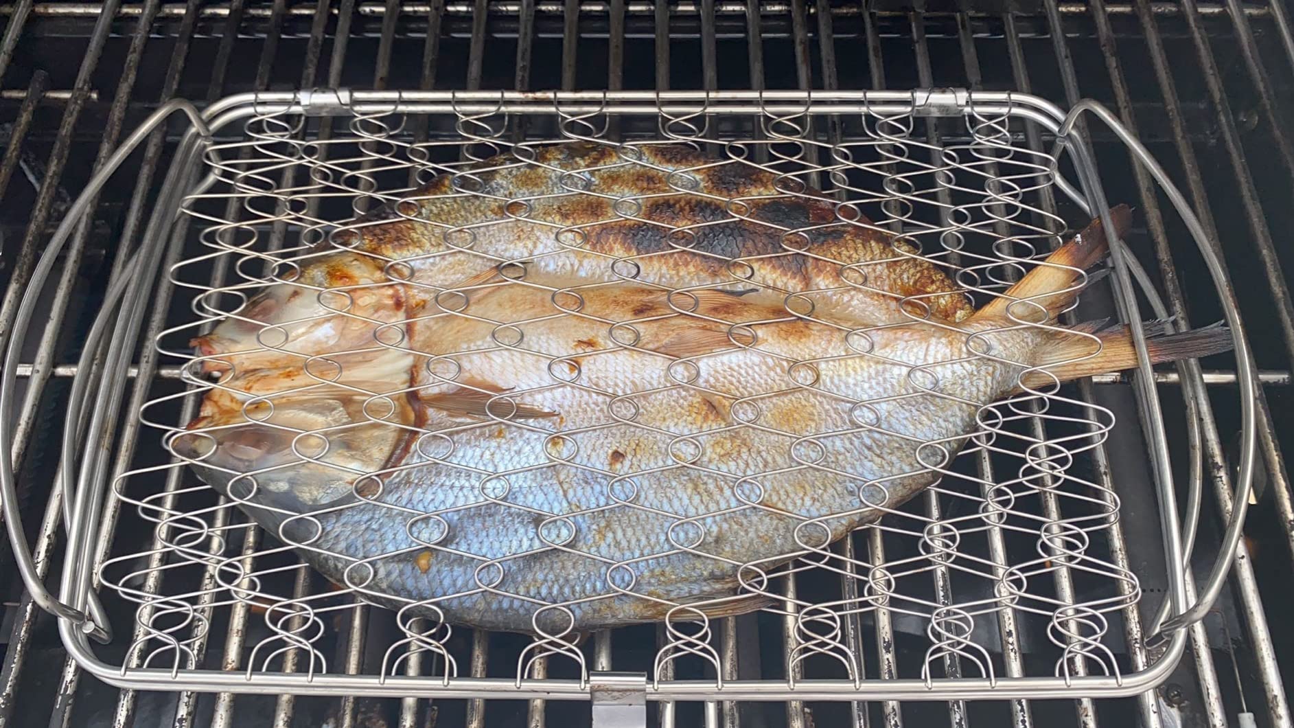 $8/mo - Finance Weber Large Fish Basket in Standard Packaging | Buy Now ...