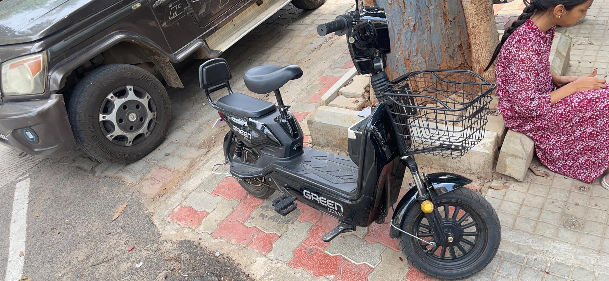 Green Udaan Electric Scooter for adult’s commuter with portable ...