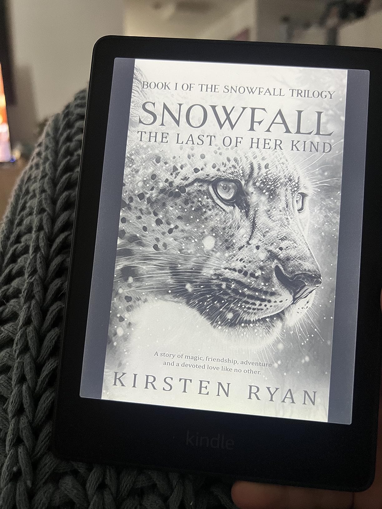 Snowfall: The Last of Her Kind eBook : Ryan, Kirsten: Amazon.com.au: Kindle Store