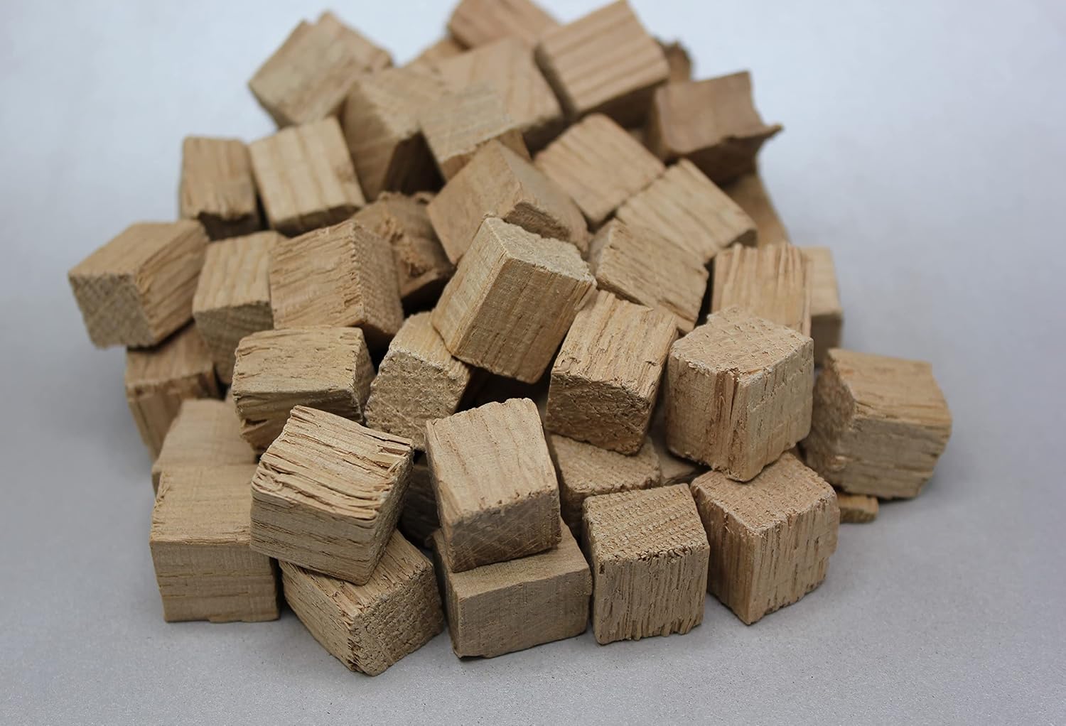 Amazon.com: Oak Chips Inc. French Oak Cubes Light Toast (1) : Grocery ...