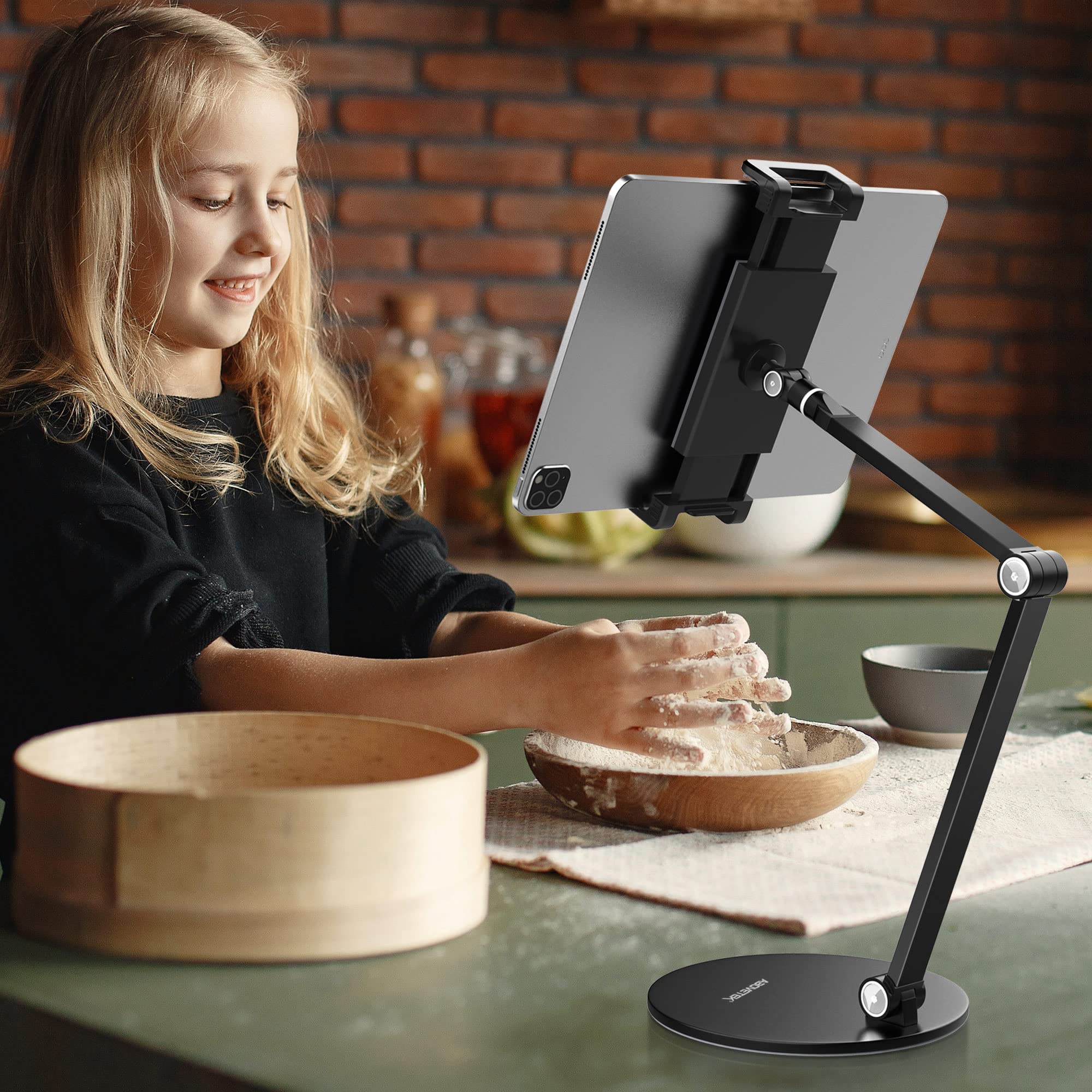 AboveTEK Adjustable Tablet Stand Holder, Long Arm iPad Holder, Flexible ...