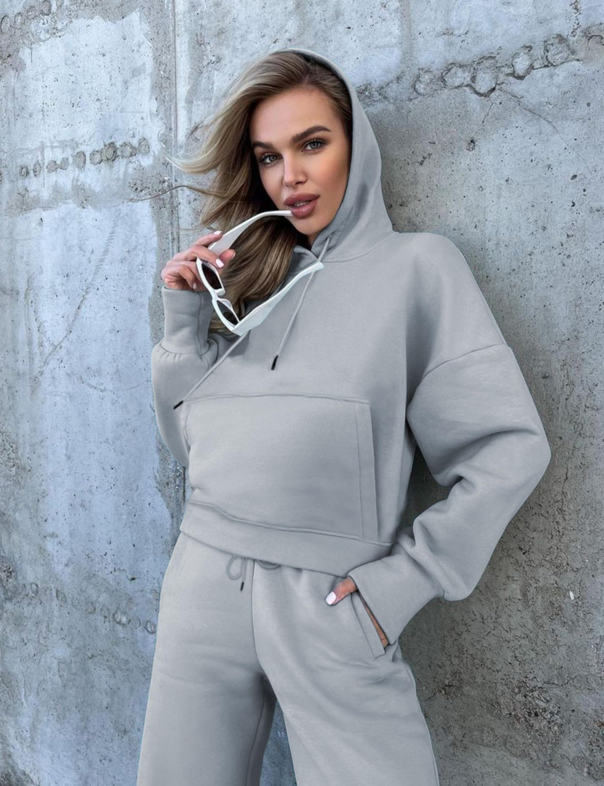 Snapklik.com : Ailoqing Sweat Suit For Women 2 Piece Set Fleece Crop ...