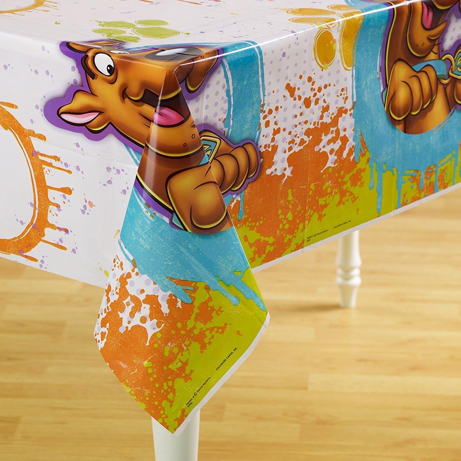 Amazon.com: Hallmark - Scooby Doo Plastic Tablecover : Toys & Games