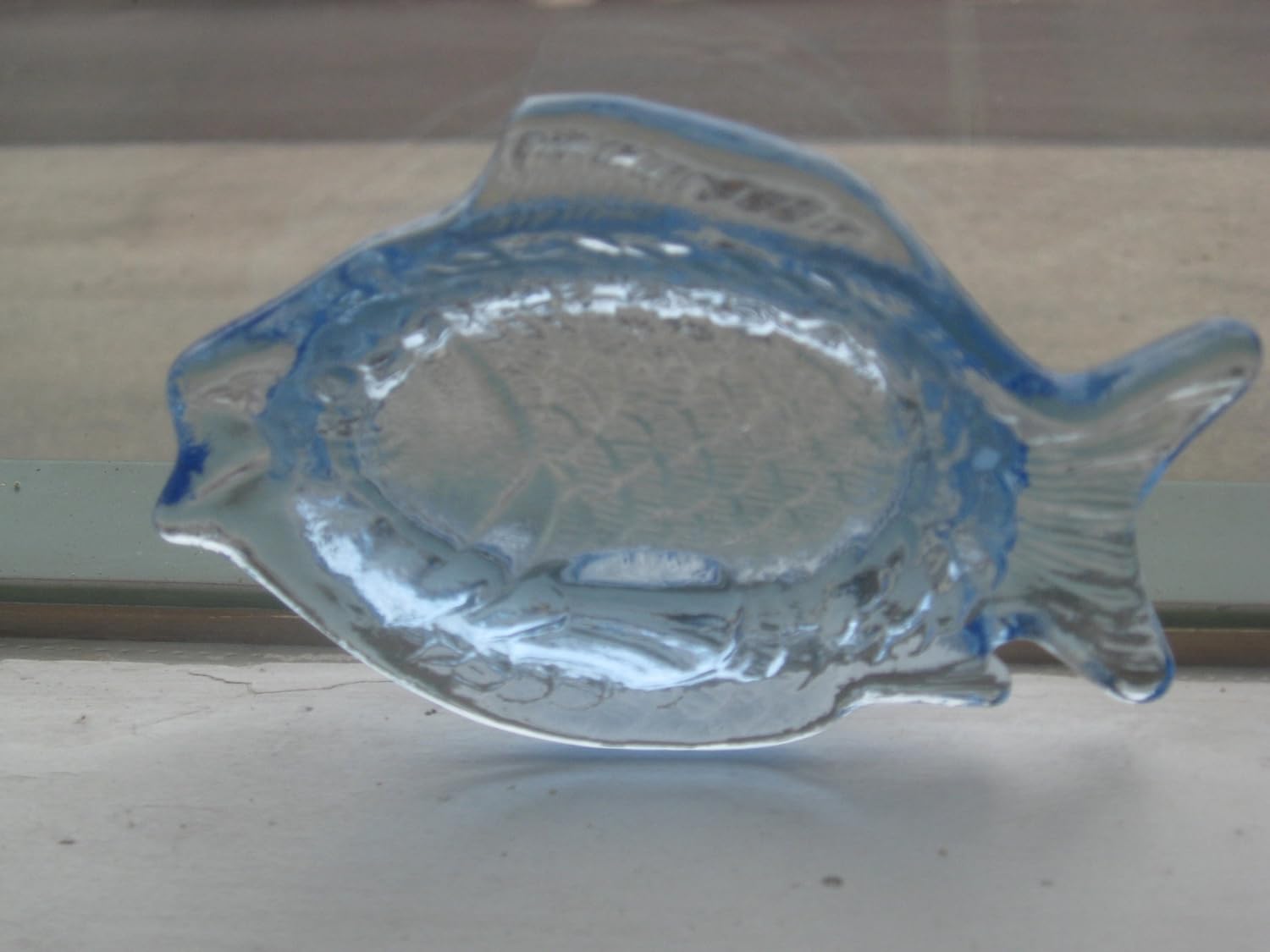 Amazon.com: Blue Fish Soap Dish Spoon Rest Hand Made In PA: Kitchen ...