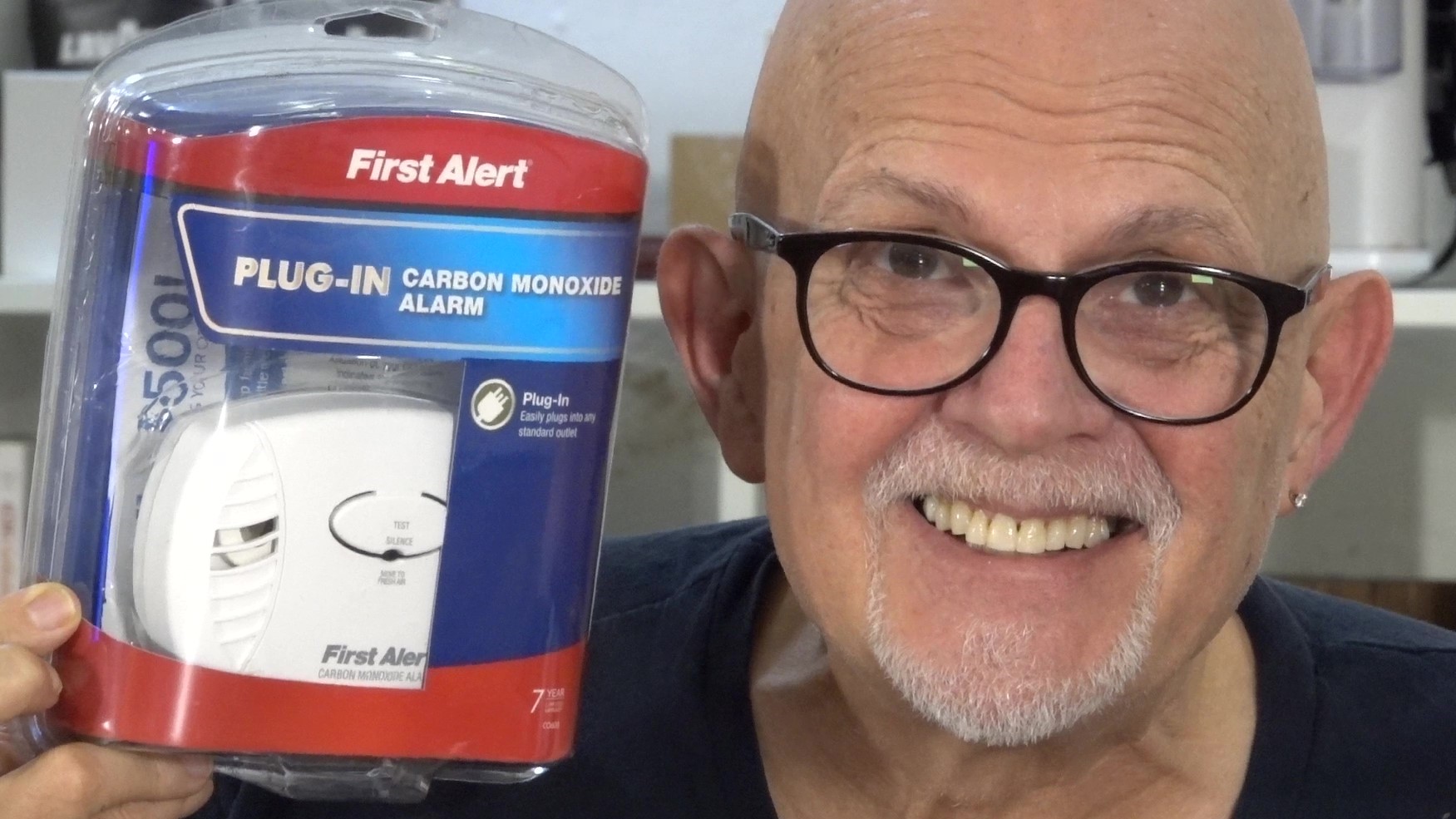 Watch Plug-In Carbon Monoxide Detector CO600 by FIRST ALERT on Amazon Live