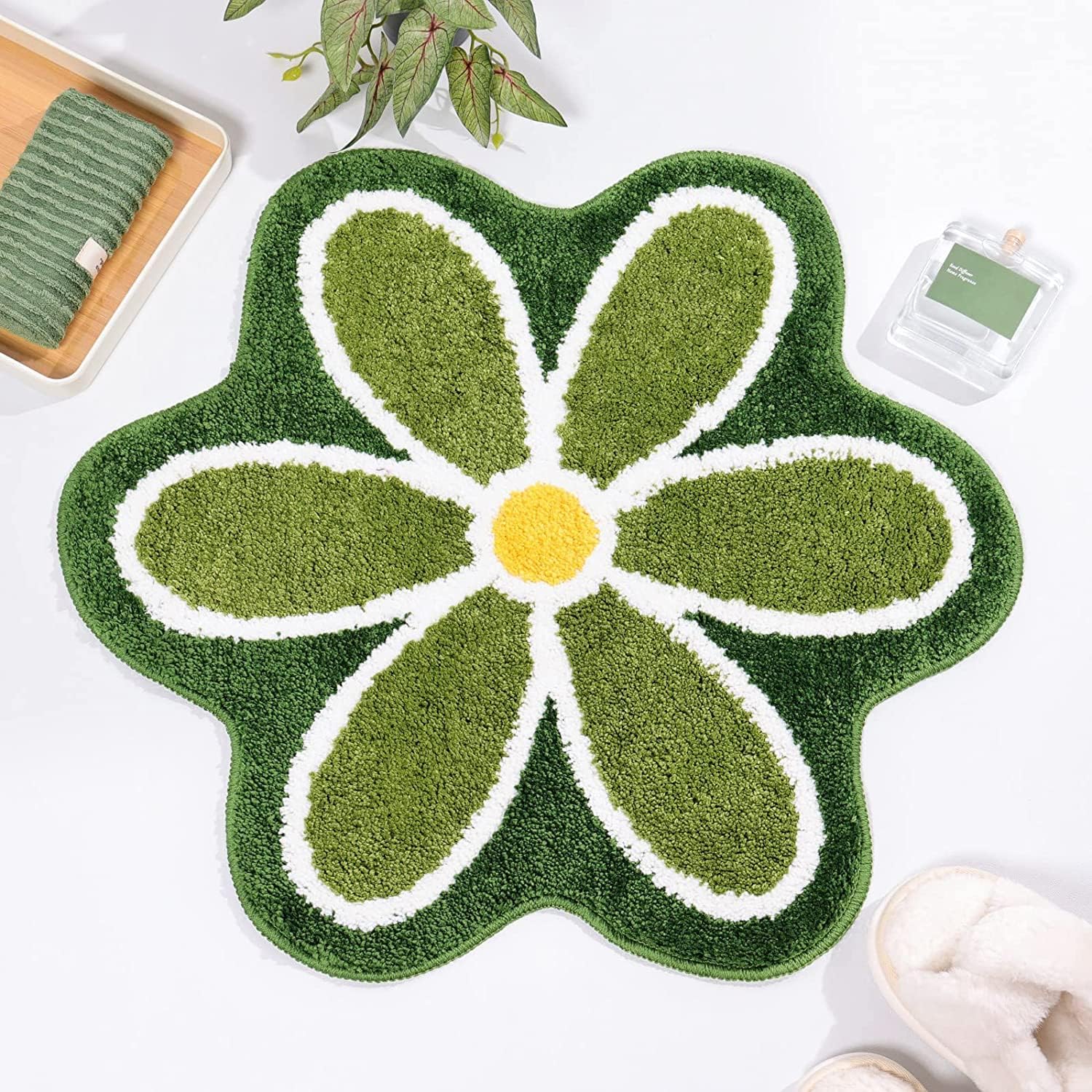 Amazon.com: TRUEDAYS Green Flower Bath Mat for Bathroom Floor, Small ...