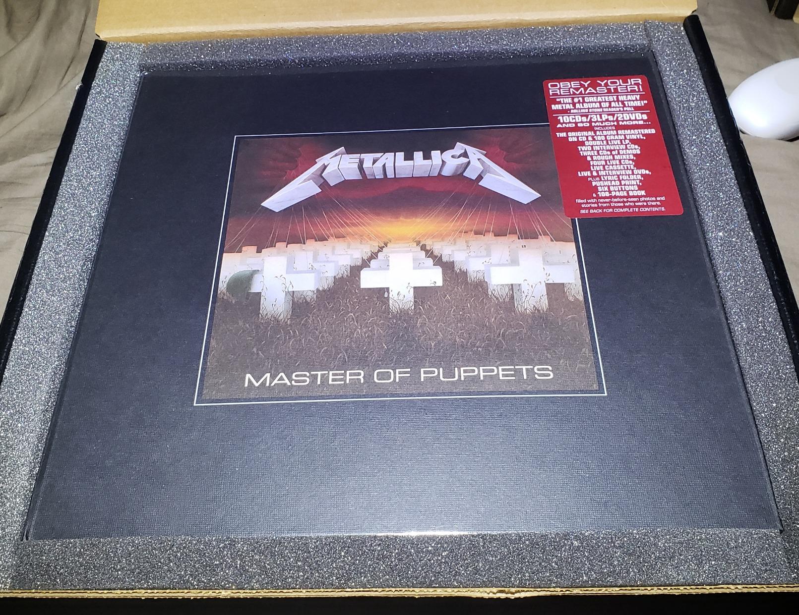 Metallica - Master Of Puppets (Remastered Deluxe Box Set) - Amazon.com ...
