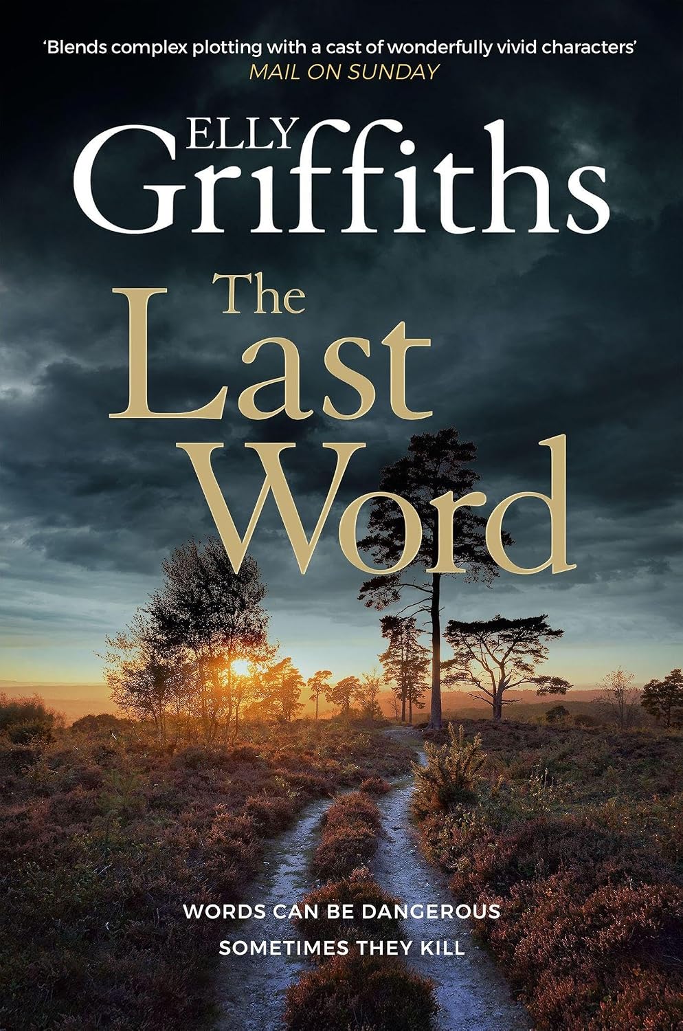 The Last Word: Amazon.co.uk: Griffiths, Elly: 9781529433470: Books