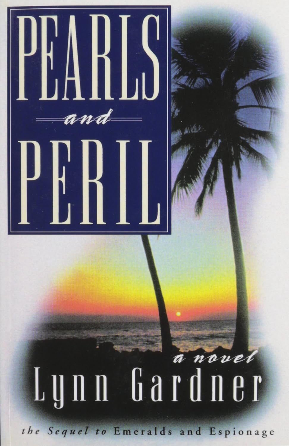 Pearls and Peril: A Novel: Amazon.co.uk: Gardner, Lynn: 9781555039325 ...
