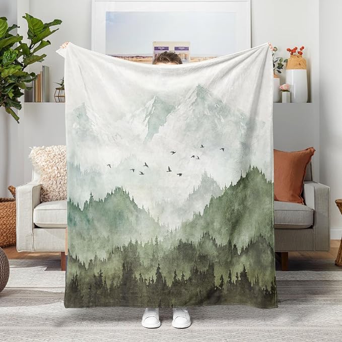Amazon.com: Neasow Watercolor Mountain Forest Fleece Throw Blanket ...