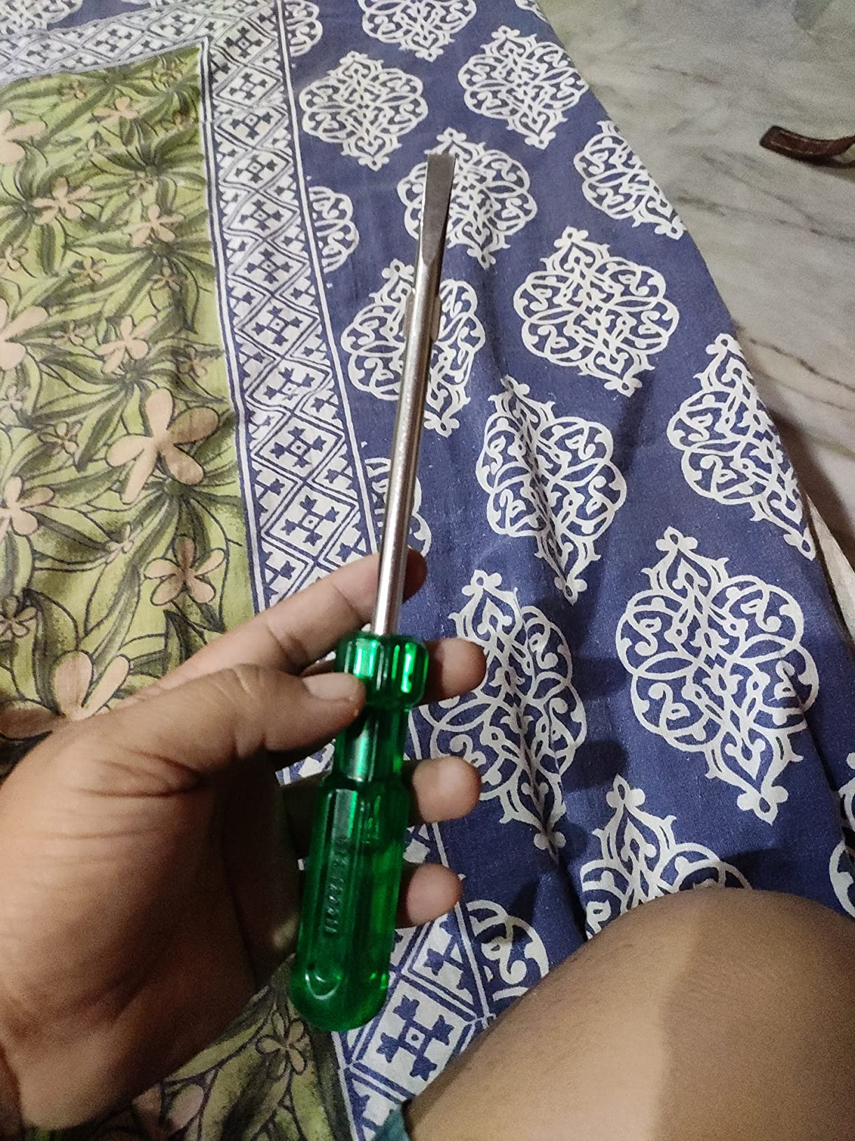 TAPARIA Attribute Value: 906 Steel Two in One Screw Driver - Green and ...