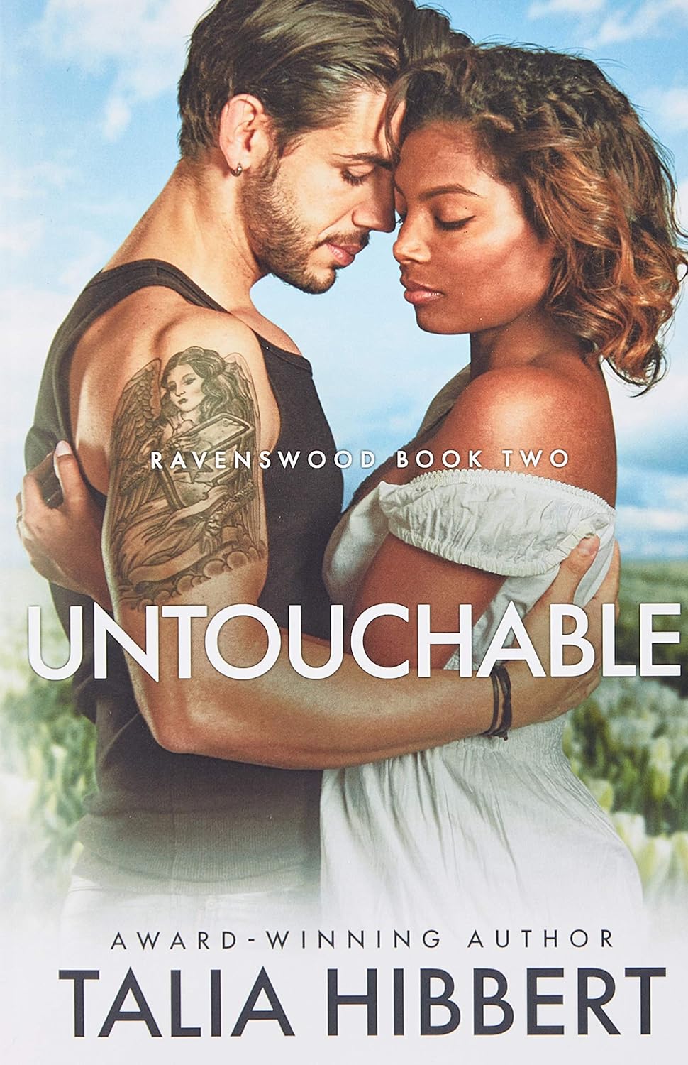 Untouchable: A Small Town Romance (Ravenswood): Hibbert, Talia ...