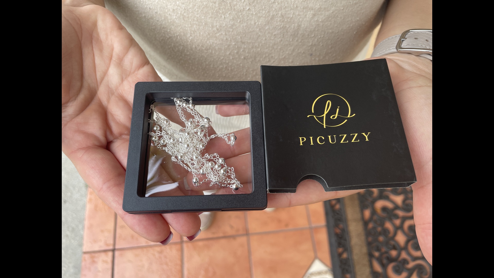 Watch Review of Picuzzy Layered Silver Necklace on Amazon Live
