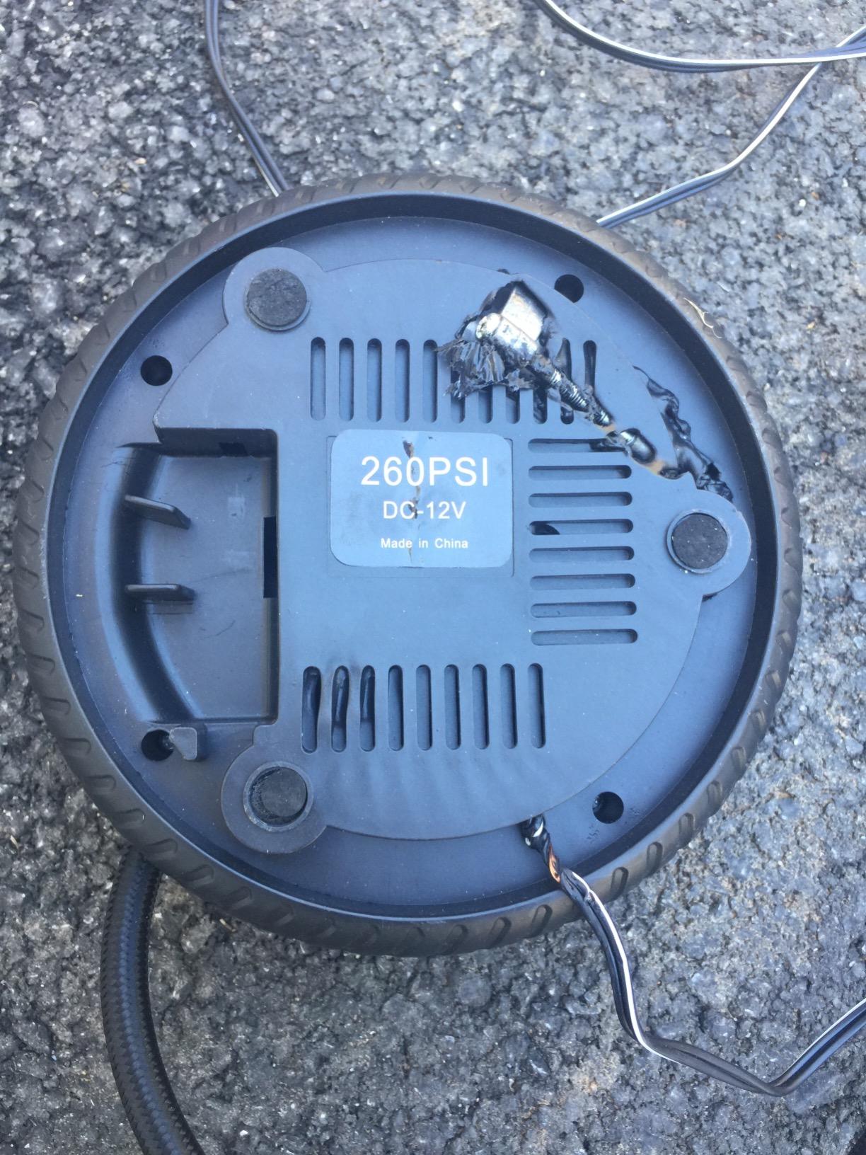 Amazon.com: Kole Imports Portable Tire-Shaped Auto Air Compressor ...